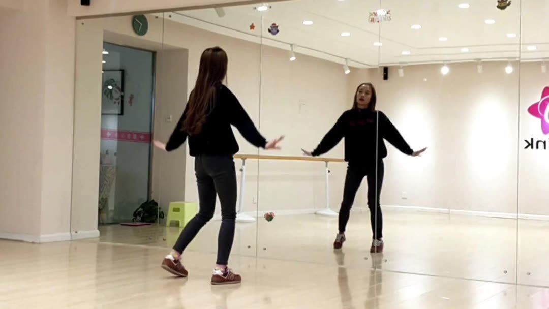 c哩c哩咖喱咖喱舞蹈教学!