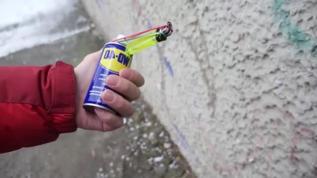 牛人脑洞大开,把注射器安装在打火机上,开关一按太惊艳了!