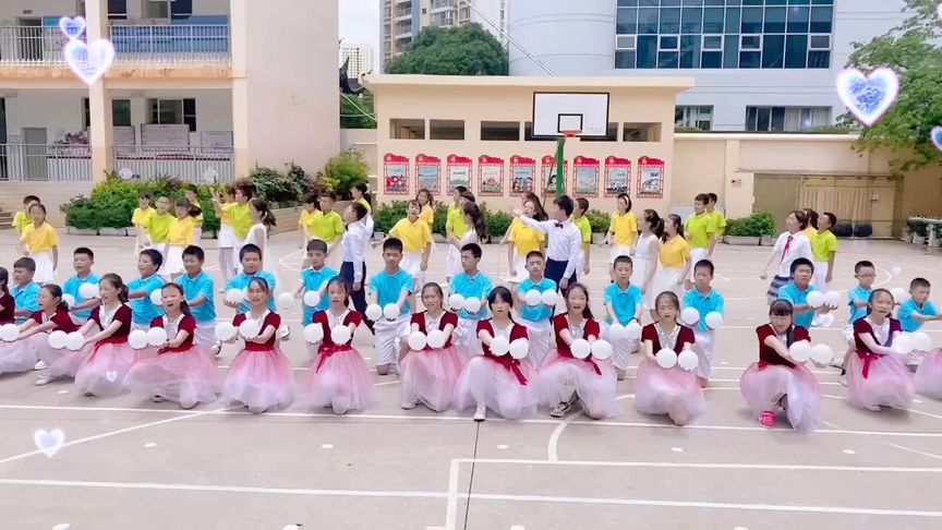 毕业晚会开场,提前透露一下#祖国的花朵未来的栋梁 #校园活动