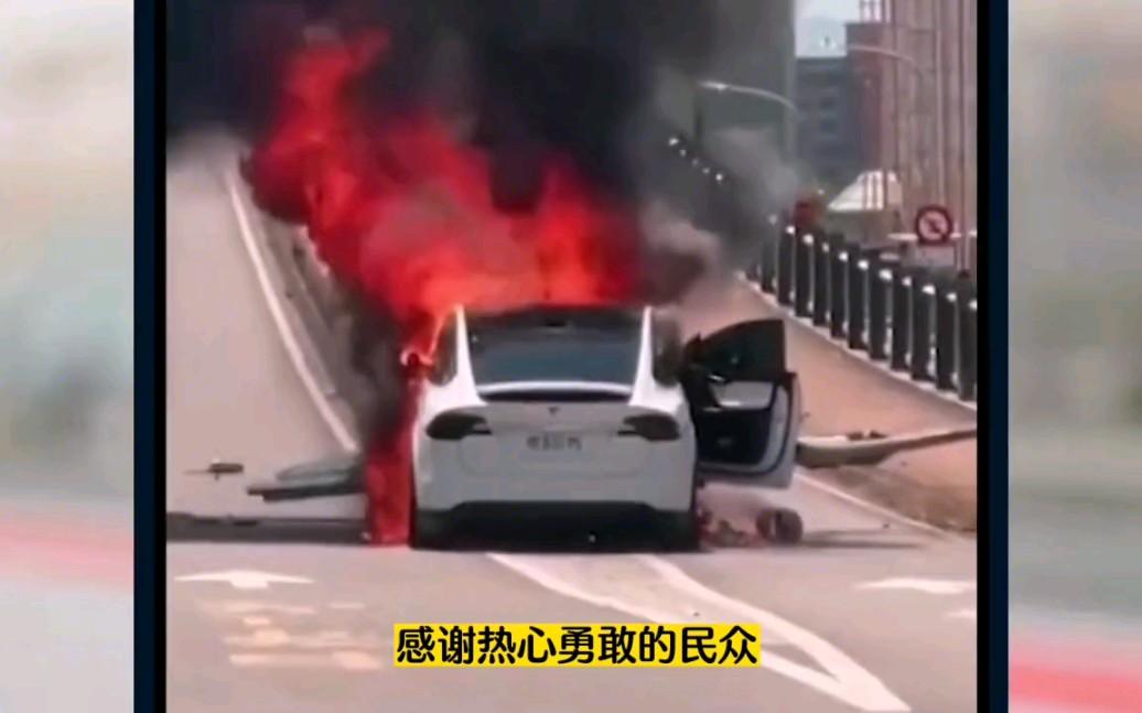 林志颖车祸正反两个不同监控画面,看撞车如何发生,过程有多惊险