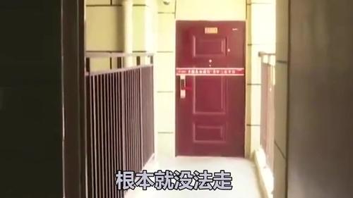 回家要过十多米高空连廊,业主吓得腿发抖,这设计真是让人佩服了!