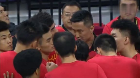 中国vs伊朗男篮!看赛前状况,都是年青一代?