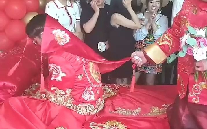 #婚礼游戏 #相亲游戏 #接亲游戏 #闹洞房游戏 #新娘新娘 #婚礼创意...