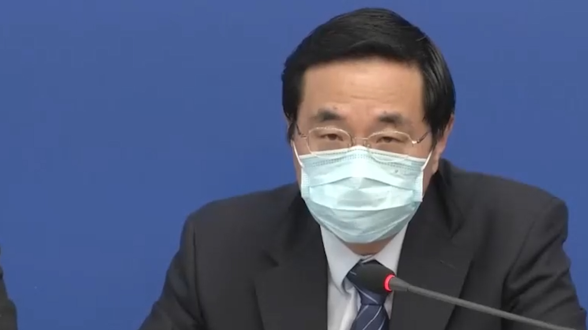 北京通报一新增确诊病例活动轨迹:患者自感发热服药好转后继续出摊