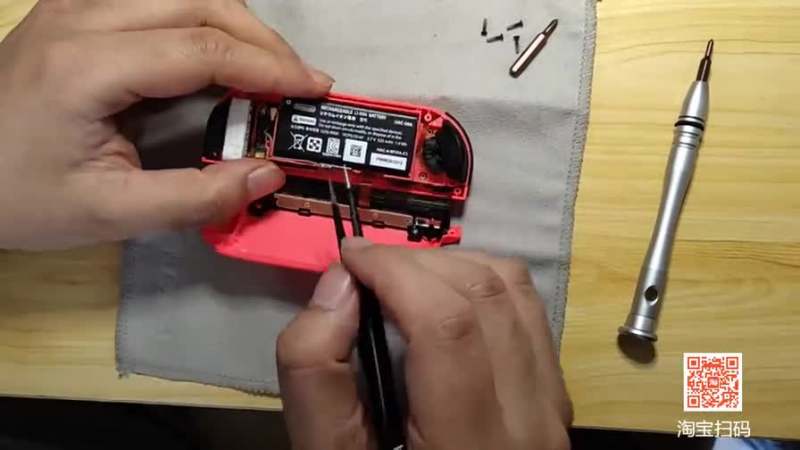 任天堂SWITCH自己动手换摇杆修复摇杆漂移失灵问题详细拆解教程