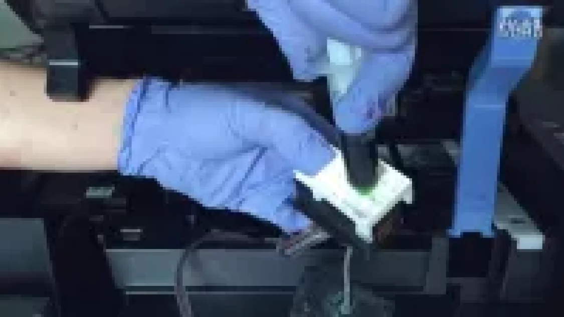 佳能236 288 2780 吸墨夹排空气 抽墨水教程