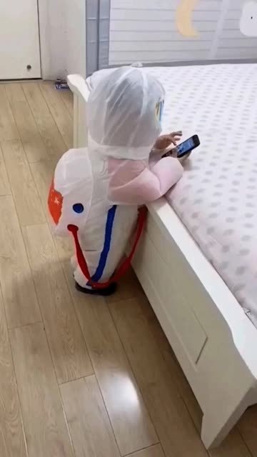 ...了!别让孩子沉迷手机了,安排上这款 #儿童液晶画板 ,练字,画画,做数学...