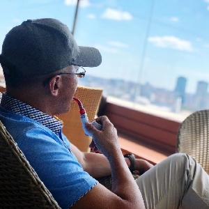 仙鹤大叔张文鹤 