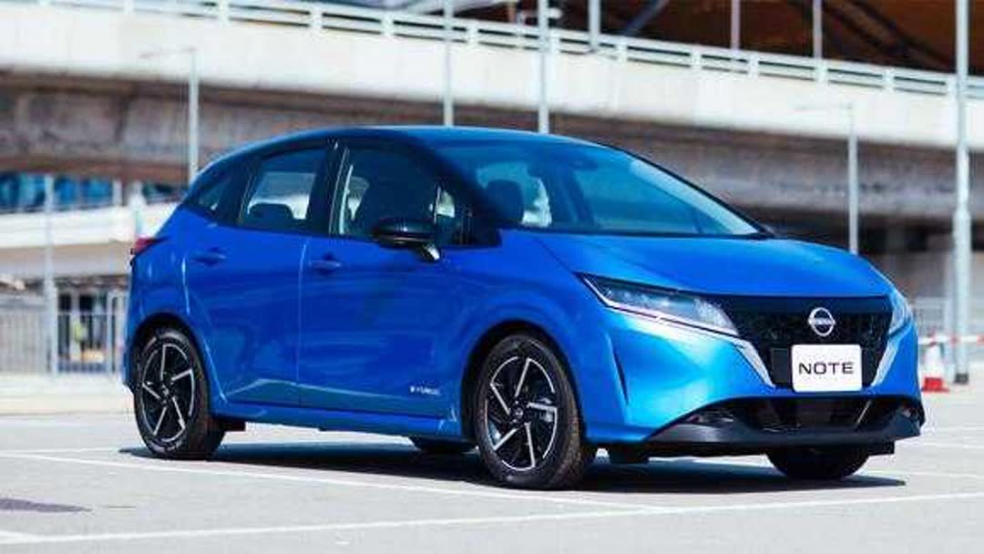 不用充电的纯电动车?跑1000公里才烧30升油,售价只要8万