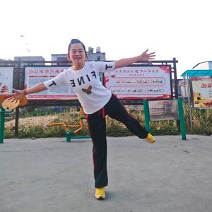 爱跳舞的琴妹儿 