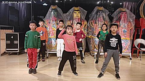 少儿街舞, 可爱到爆! FASHION基础律动训练