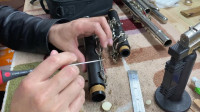 27.梵之音琴行:单簧管维修教学,单簧管按键变形修复,黑管漏气音准校正