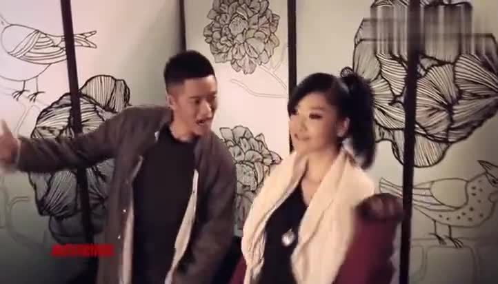 凤凰传奇演唱《郎的诱惑》,歌声甜美悦耳,好听依旧美妙!