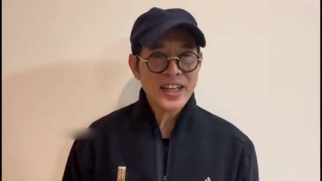 李连杰近照曝光似年轻小伙,屡次被传死亡如今满脸"稚嫩"