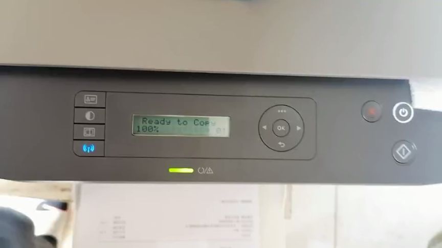 135w打印测试页,查看IP地址。