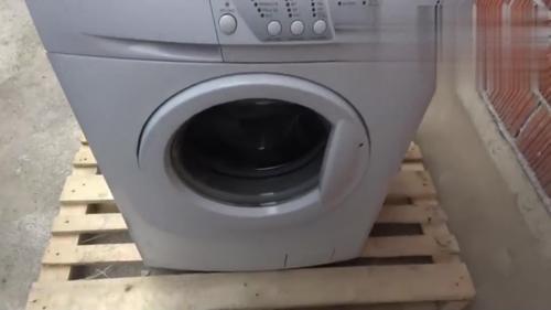 新买的滚筒洗衣机用一瓶可口可乐做搅动实验,结果你想都想不到!