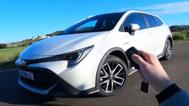 第一视角试驾2021款丰田卡罗拉旅行版