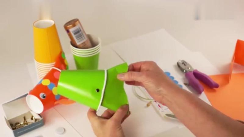 幼儿园创意手工教程视频,纸杯制作小鱼手工