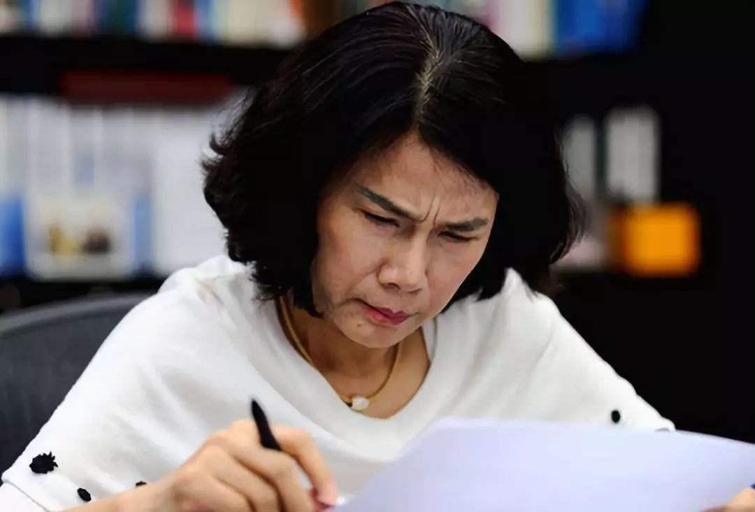 董明珠批部分上市公司做大市值目的:为的就是去银行骗贷款