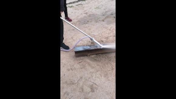 除漆除锈给客户做实验