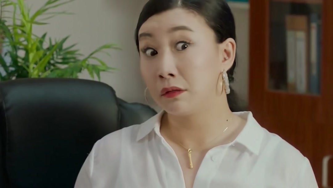 时光倒流,范伟千万大奖打水漂,被当成傻子抬走