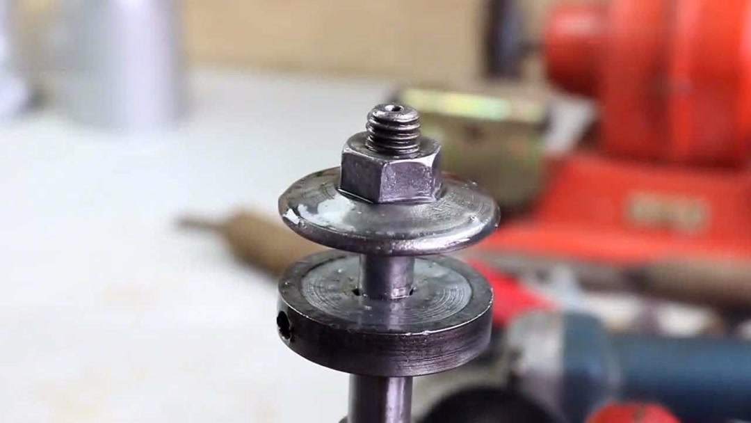 翻新老破旧手持砂轮机,翻旧为新,太有成就感了!