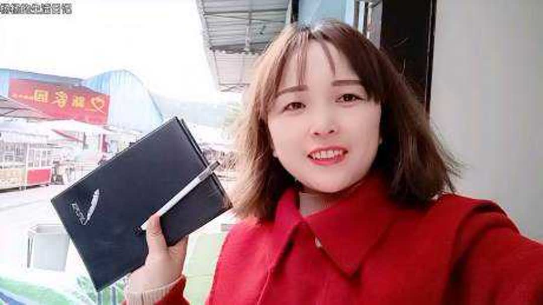 80后老妈参加家长会,收到孩子写的信,感动得热泪盈眶终于懂事了