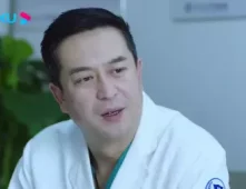 主治医生被患者家属告了,岂料同事一个反应,主任立马看出端倪!