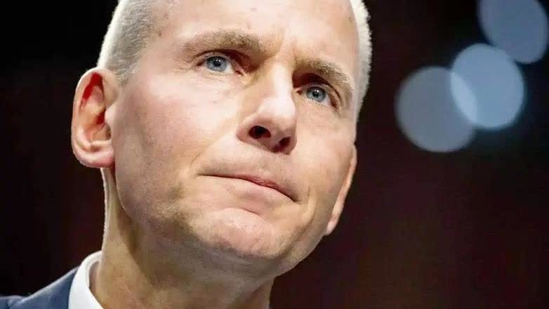 波音“不倒翁”CEO下台!台媒:离化解危机还早,才刚走出一步