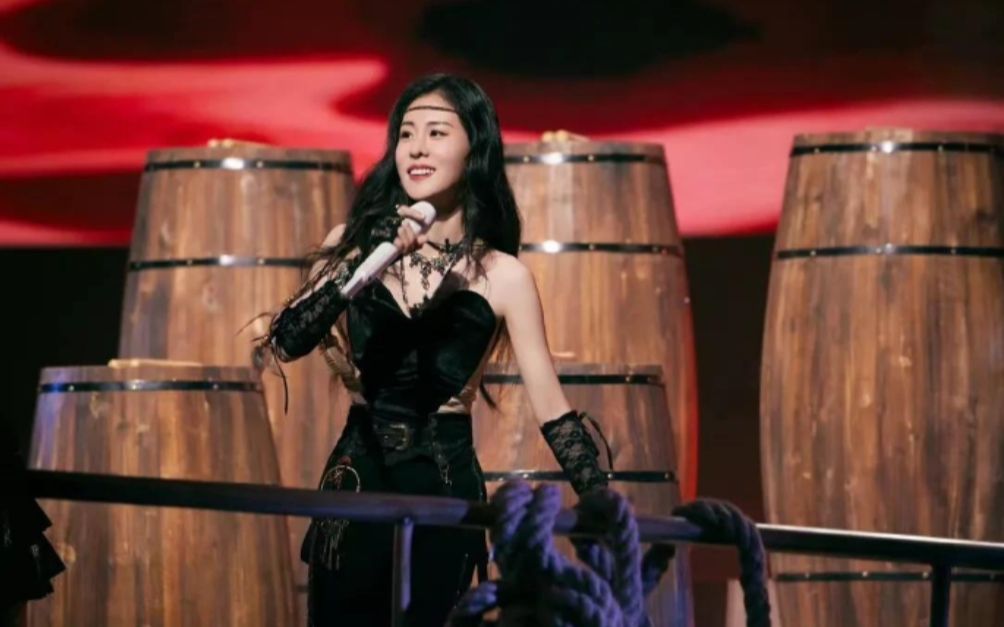 张碧晨用实力报仇!飒气翻唱《日不落》一炮而红,吊打花花!