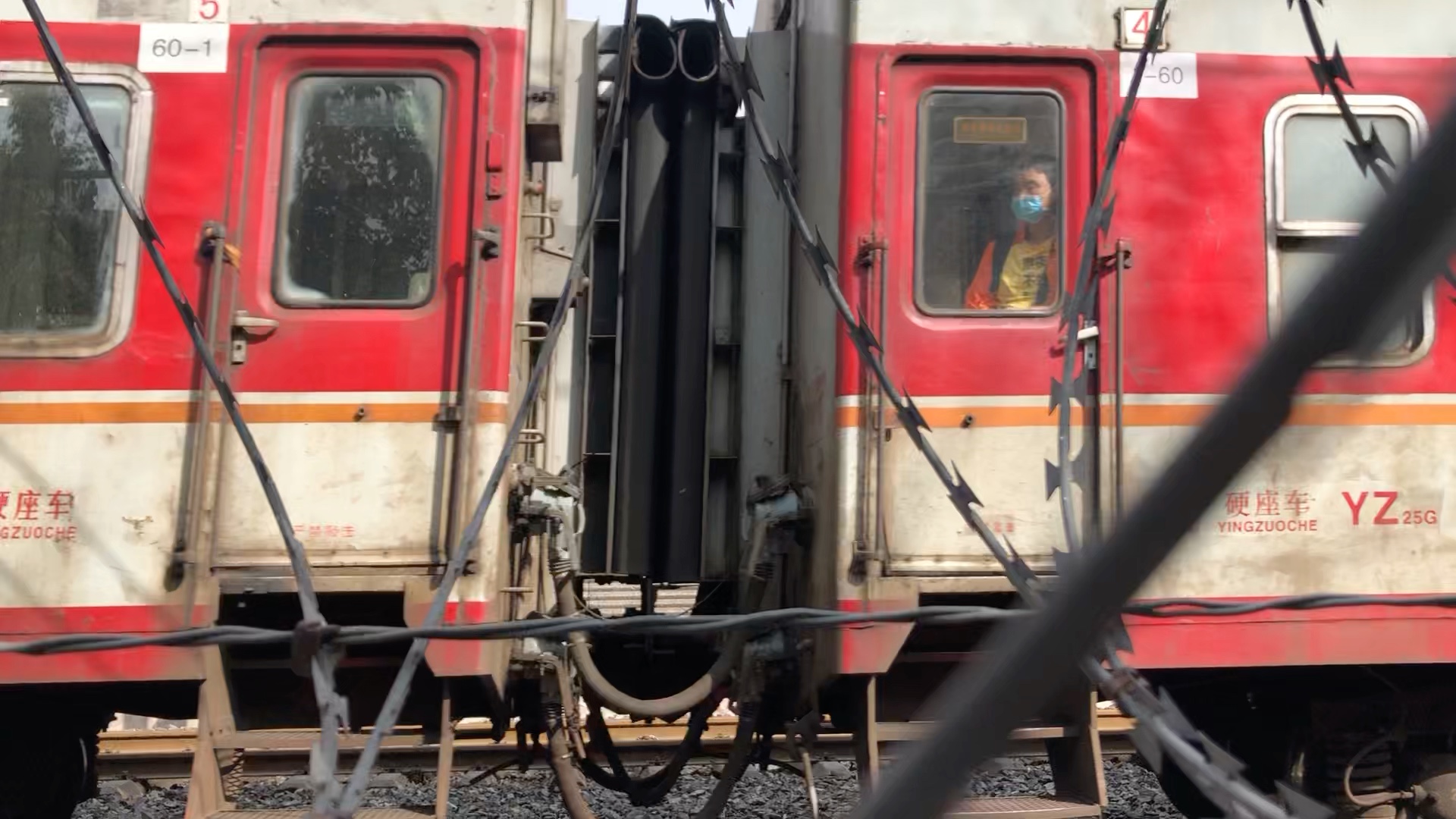 【中国铁路】京温大破车K102次(温州-北京)通过