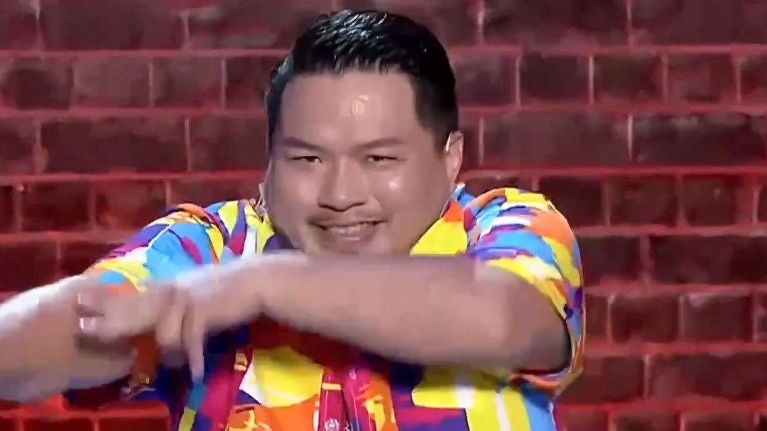 大叔随机应变获冯导夸赞,现场模仿蔡依林全场惊呼!