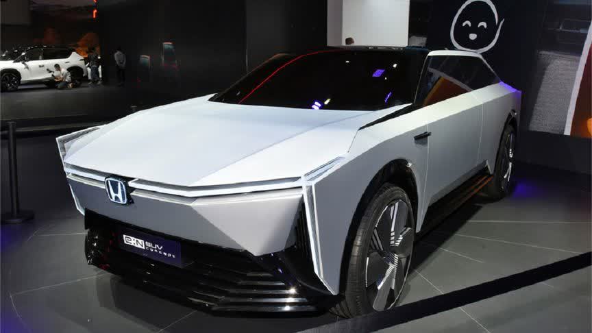 本田又一款重磅车来袭!搭载2.0L混合动力,油耗才5.26L!