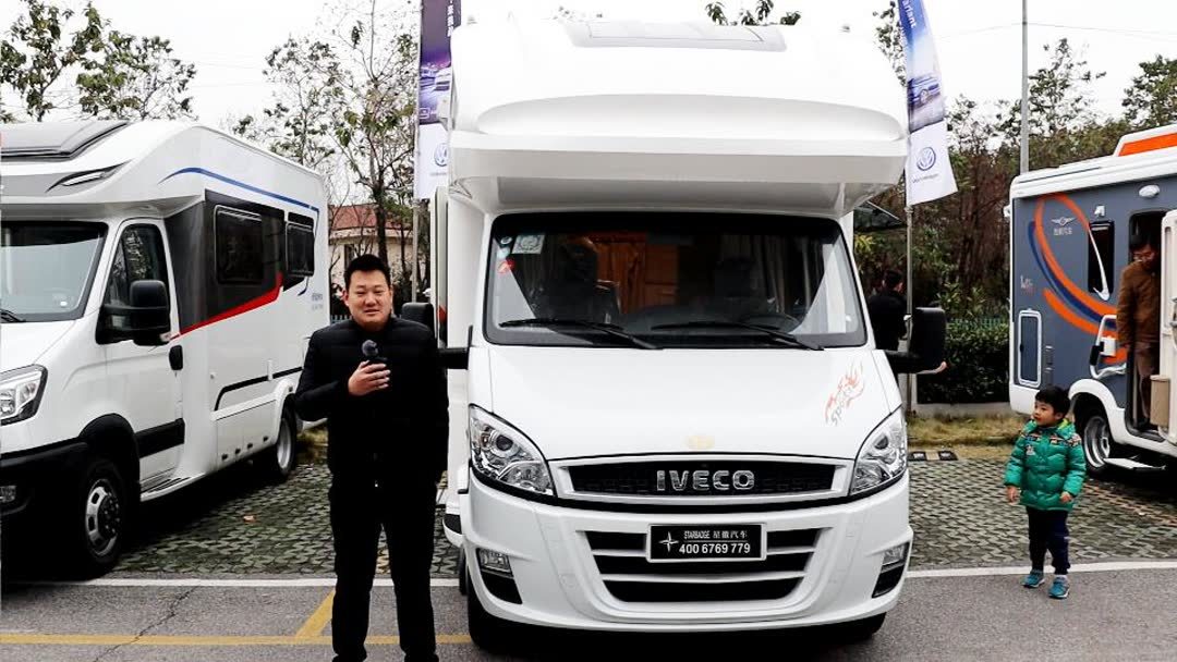入门级玩家首选的“C型房车”,空间大而且价格低——铁程房车