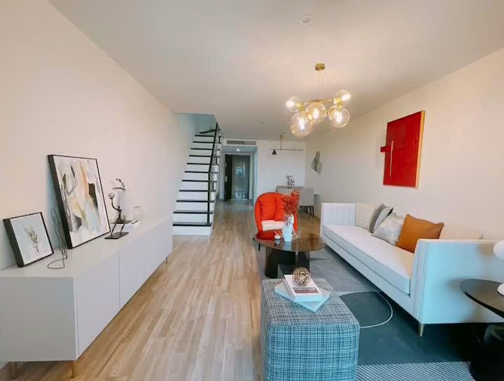 #幸福里精装修好房推荐 好房推荐 挑高复试通燃气 看房联系我 预约咨询