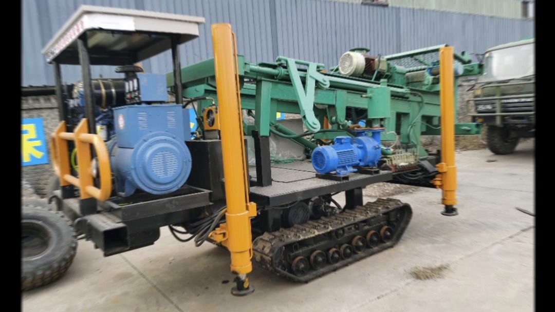 打深井设备 大型钻井机 全液压打井机全遥控水井钻机