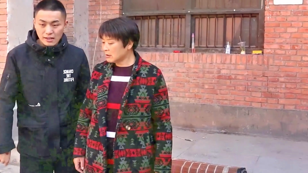 老公不喝的过期奶,母亲嫌浪费给怀孕儿媳喝,不久报应来了