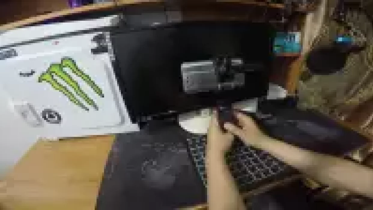 手持云台使用教程调节平衡手持云台gopro运动相机使用方法教程