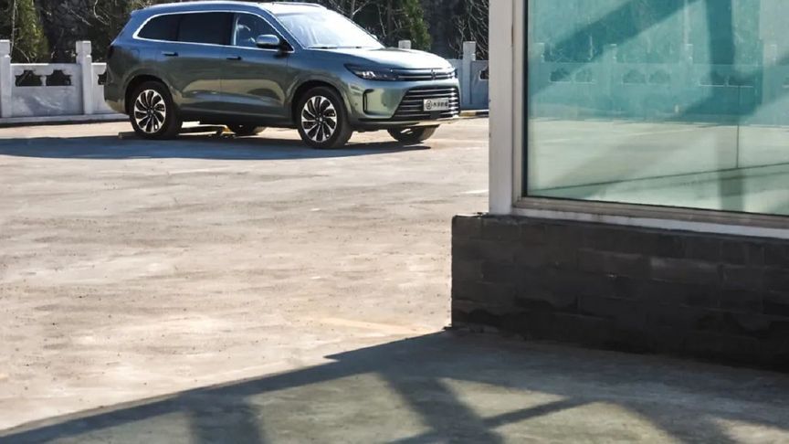 豪华诚意+智能实力,AITO问界M7能否改变豪华SUV格局?