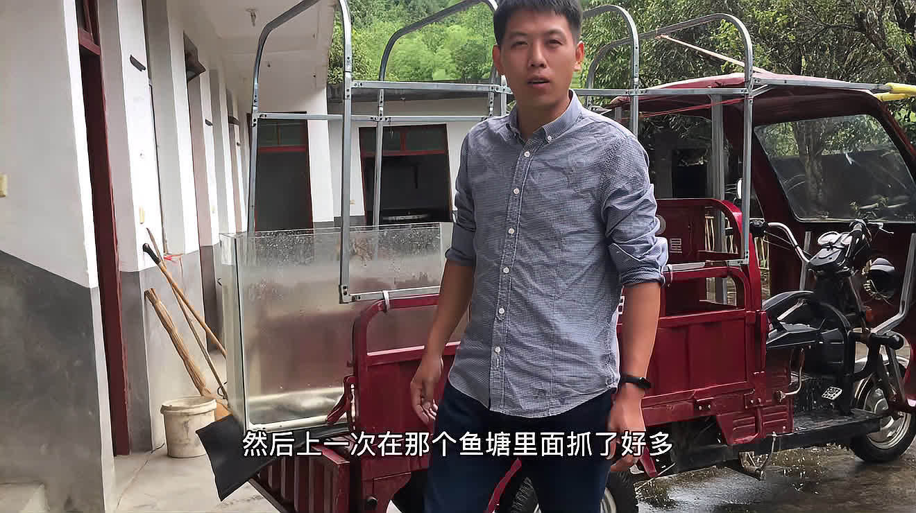 鱼缸只要加几根PVC管,不用电,也能做到水循环