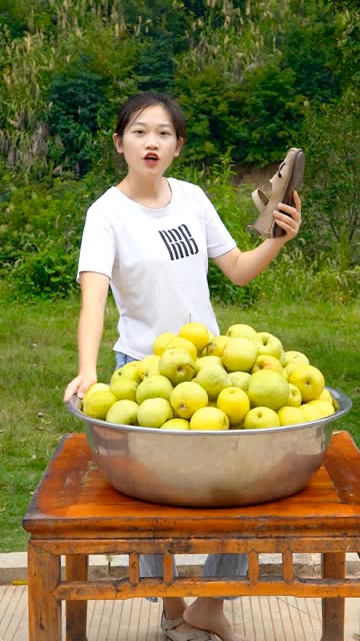 用100斤梨纯手工自制秋梨膏!告诉我你还想看挑战什么?