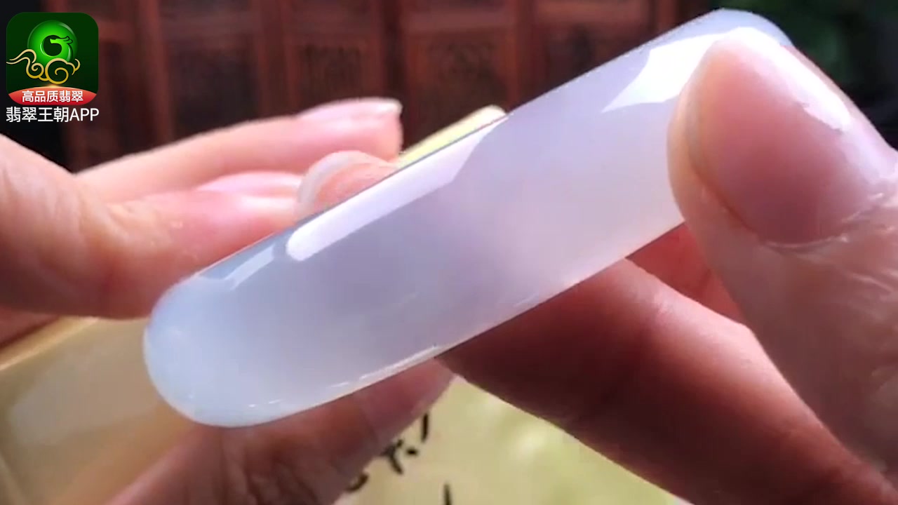 糯冰种满圈白冰翡翠手镯贵妃镯_翡翠王朝