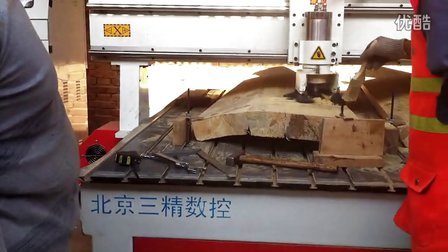 SJ-1825-2D弧度板上盖雕刻