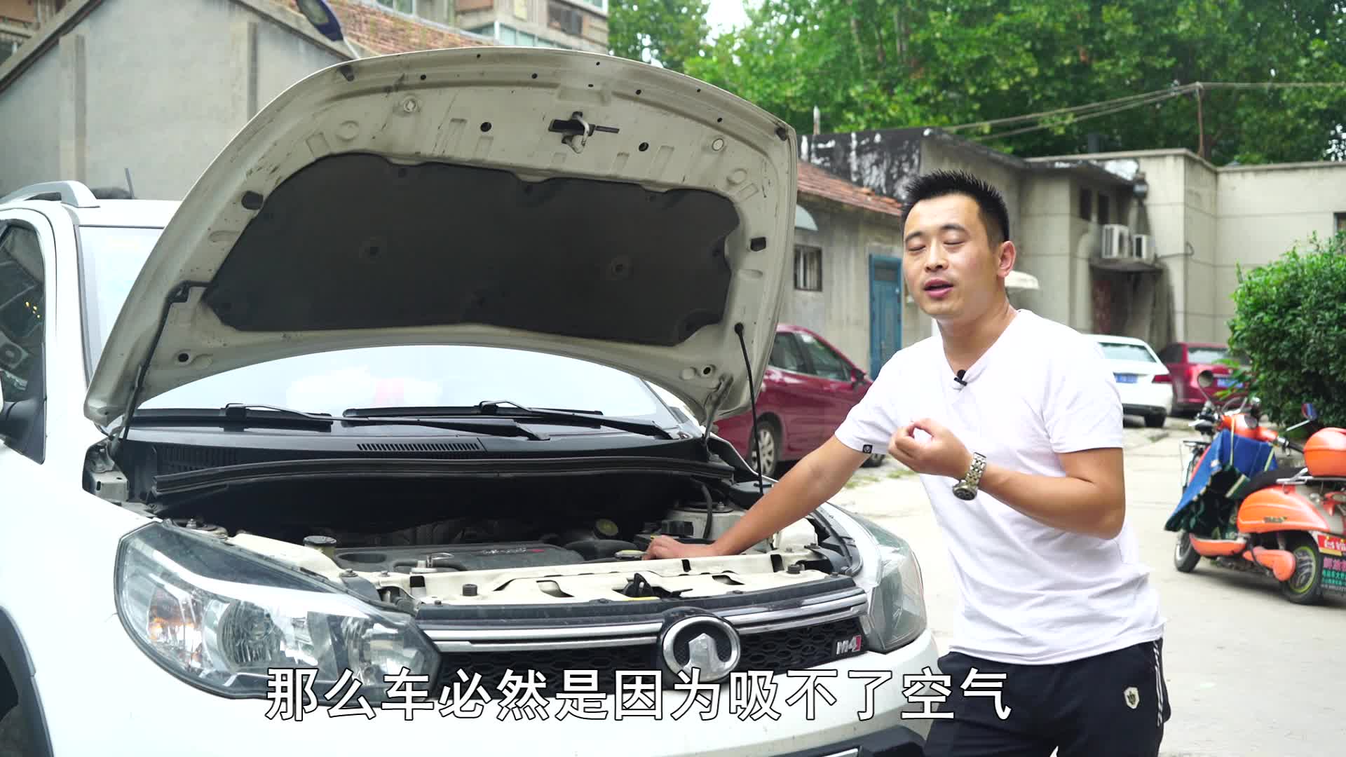 发动机怠速突然升高,一定是这个地方出问题,很多老司机都不知道