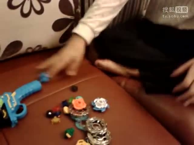张梓硕的陀螺组装