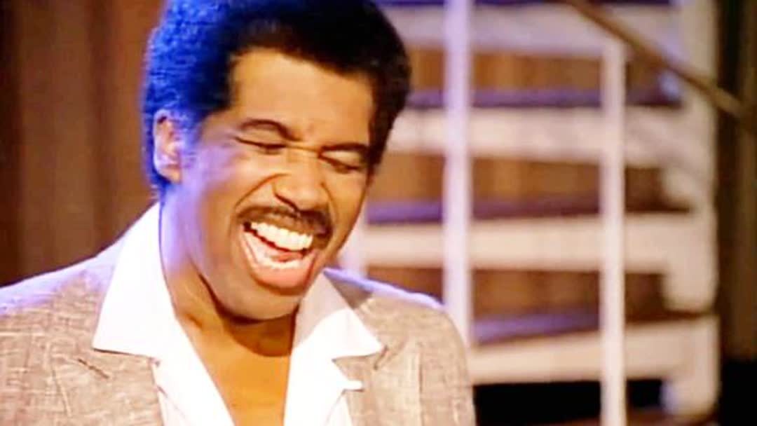 来听听教科书式的情歌《Stand by Me》唱了半个多世纪,依然经典