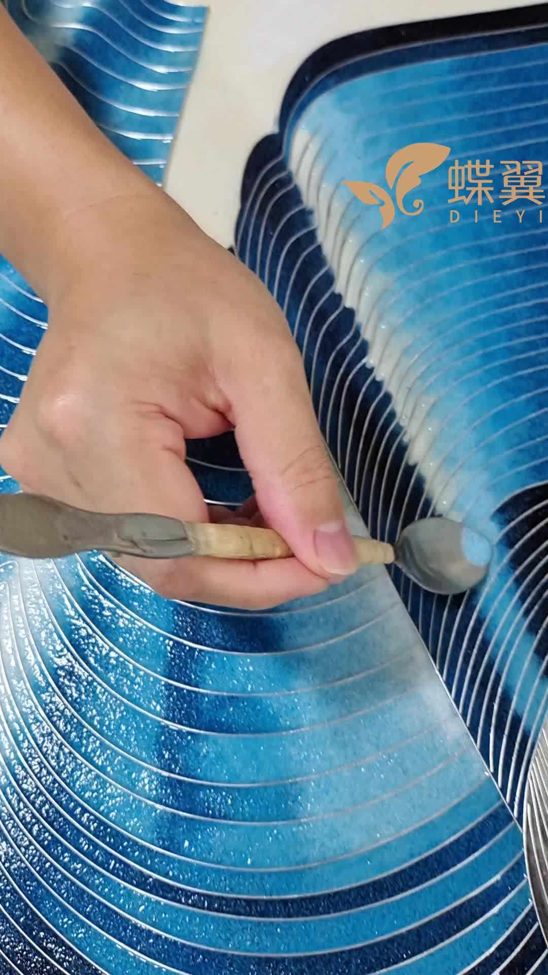实在的卧室画,像在星星上荡秋千,太美妙了~