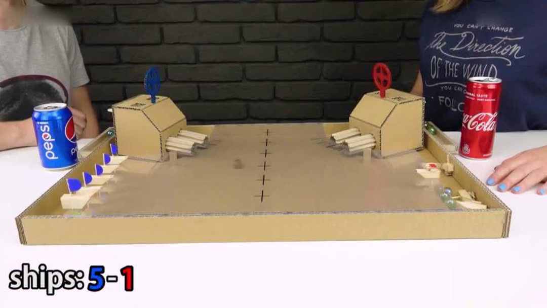 DIY手工—用纸盒子制作“弹珠炮艇战”游戏的全过程