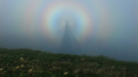 世界未解之谜:庐山“天上佛灯”千年自燃不灭,专家至今可解