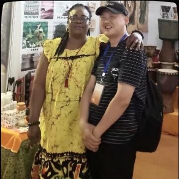 博学多才的高山js 